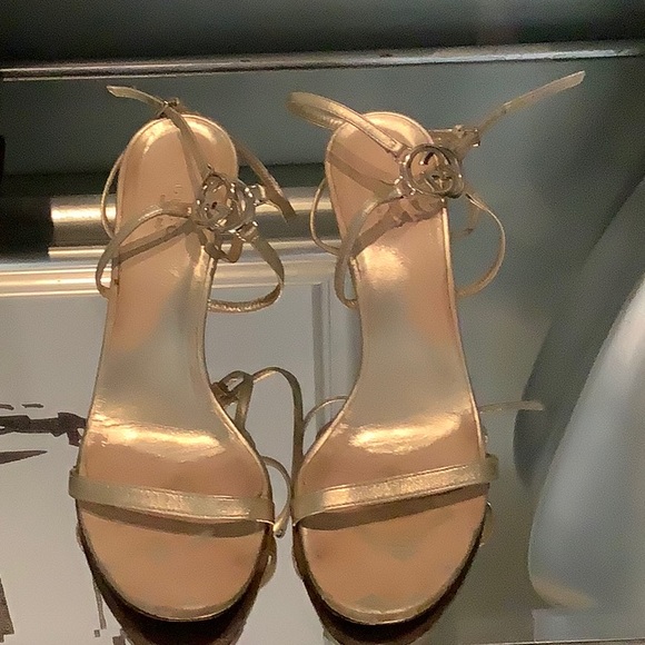 Gucci | Shoes | Gucci Gg Logo Gold Heels | Poshmark